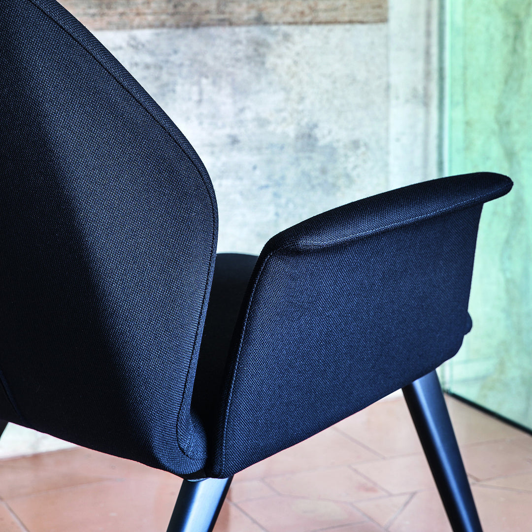 Ava Lounge Chair | Resource Furniture
