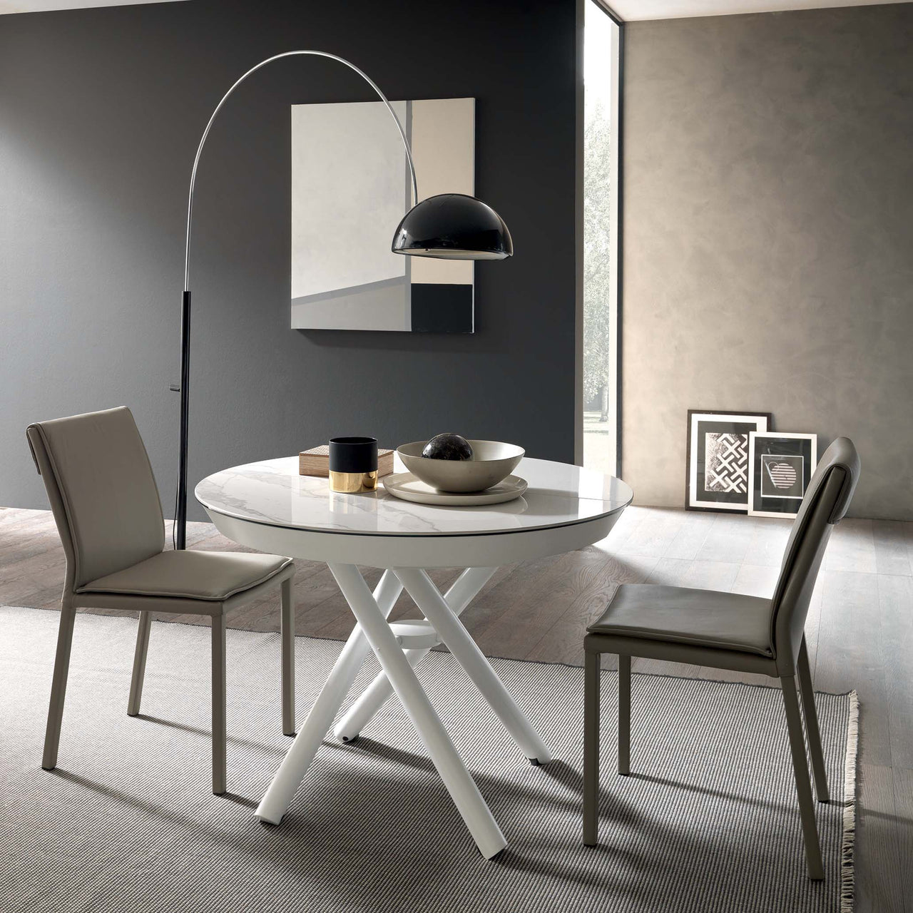 Soleil Height-Adjustable Table | Round Top Leaf Extension